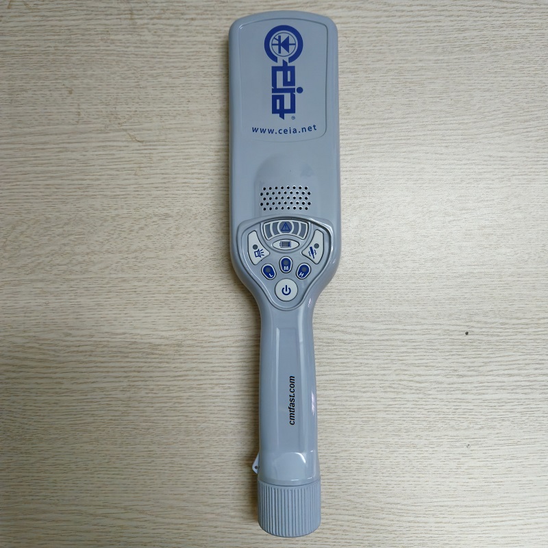 Tay dò kim loại CEIA PD140E